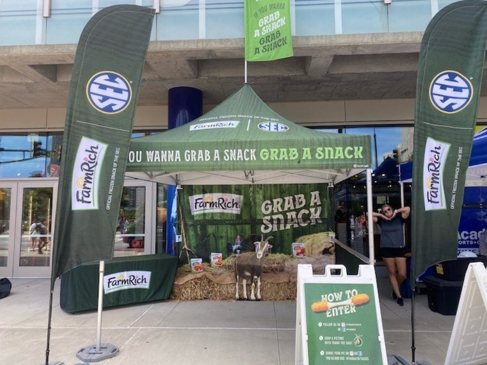 Best Canopy Tent for Farmers Market: A Guide for Vendors