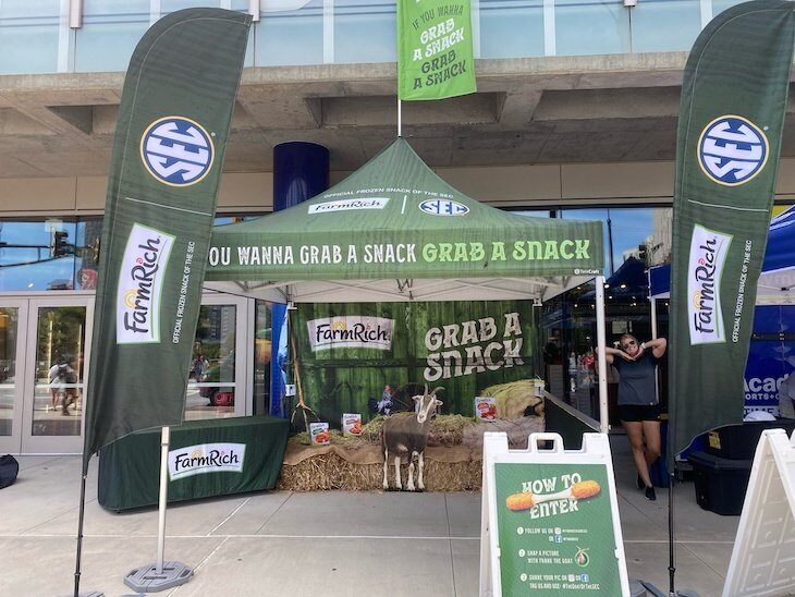 13 Creative Tent Designs That Stand Out